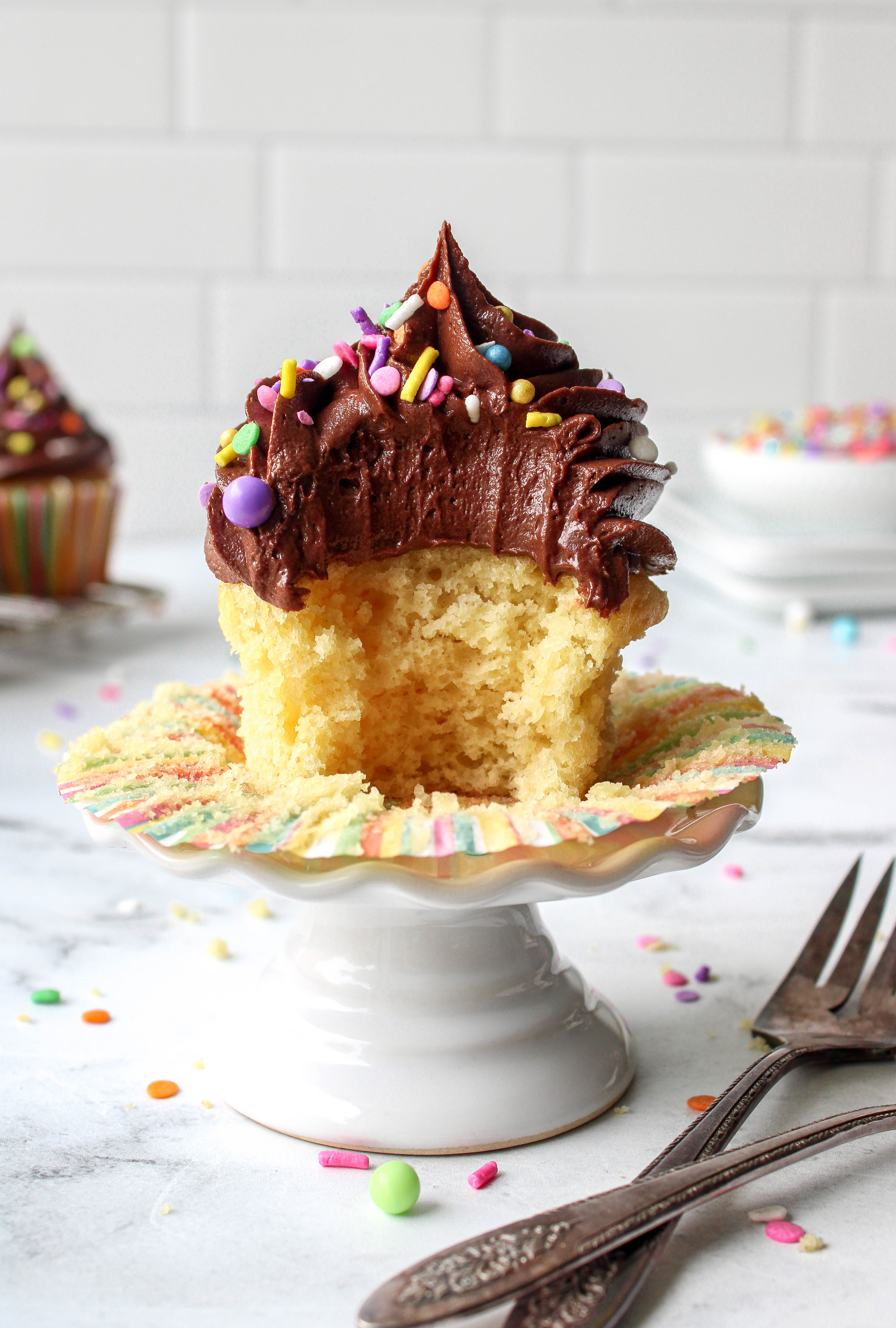 The Best Yellow Cupcakes with Chocolate Frosting - My Messy Kitchen