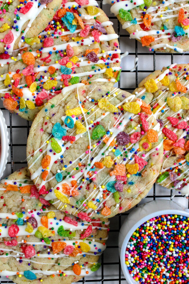 Fruity Pebble Sugar Cookies - My Messy Kitchen